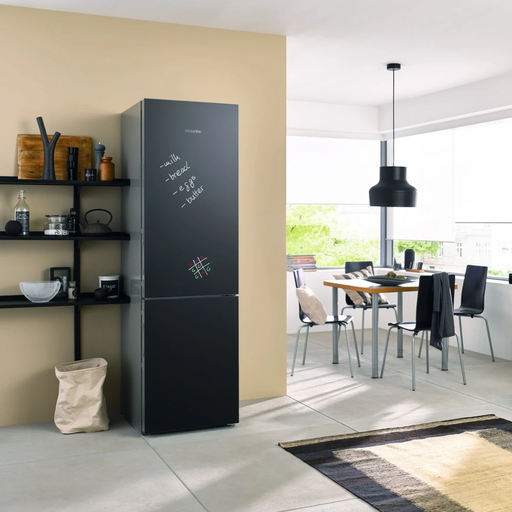 £100 Cashback On Selected Refrigeration - Freebies